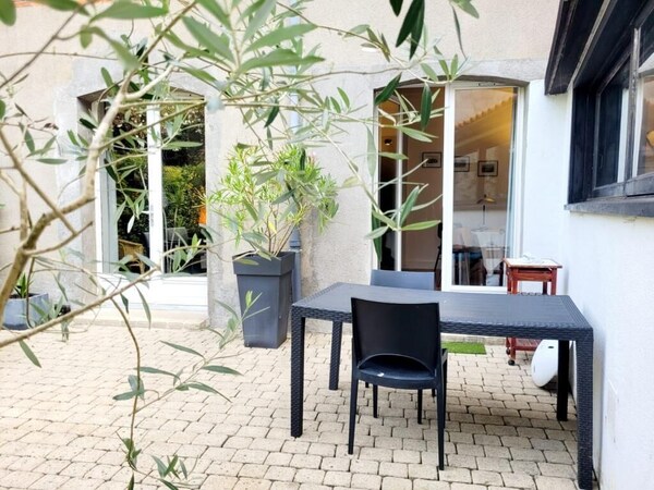 La Maison De Jade - Demeure De Charme Avec Parking - Sainte-Luce-sur-Loire