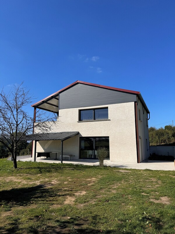 Gîte De Landuziere, Sleeps 8 - Saint-Étienne