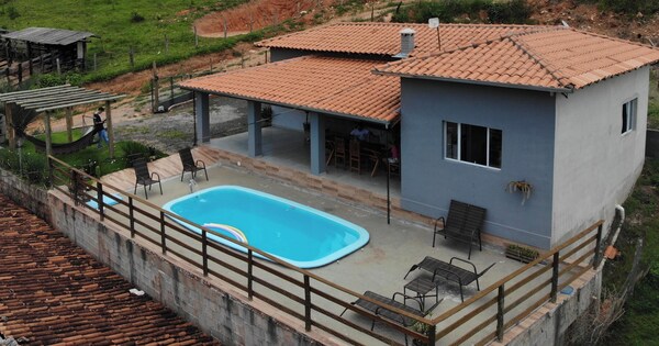 Chácara C/piscina Aconchegante Em Socorro C/ Vista P/montanhas. Lugar Tranquilo - Socorro