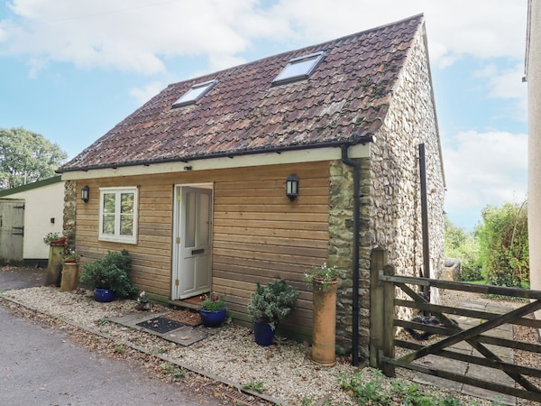 The Wheelhouse, Pet Friendly, With A Garden In Yarcombe - Honiton