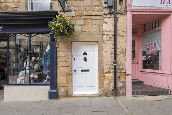 Host & Stay | Yule House - Alnwick