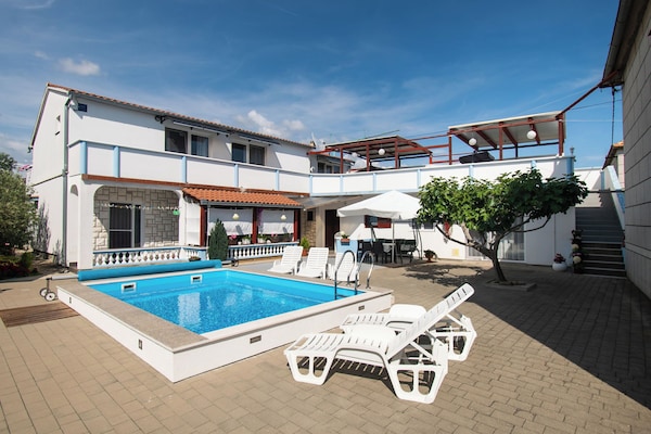 Apartment Den (10223-a2) - Tribunj - Vodice
