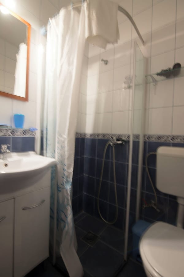 Apartments Jadranka (103441-a8) - Sucuraj - Island Hvar - Drvenik