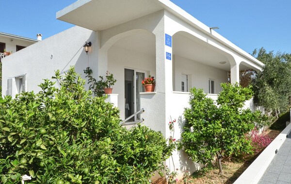 Casa Pazanin (10845-k1) - Vinisce - Seget Vranjica