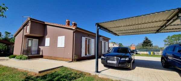 House Ron (112031-k1) - Pula - Pula