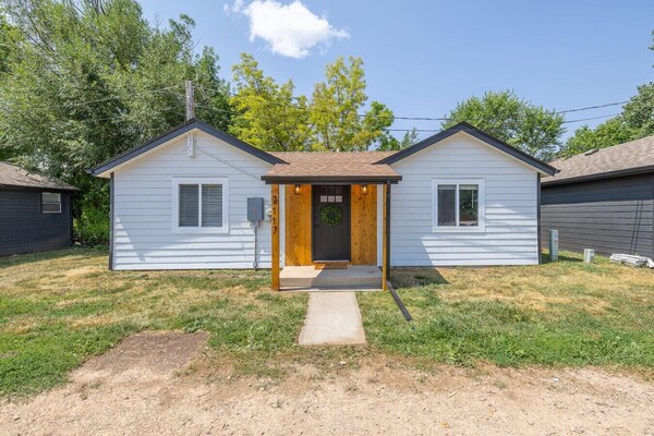 Crow Peak Cabin: Peaceful Stay - Spearfish, SD