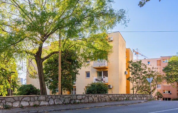 Hermoso Apartamento De 3 Dormitorios En. - Rijeka