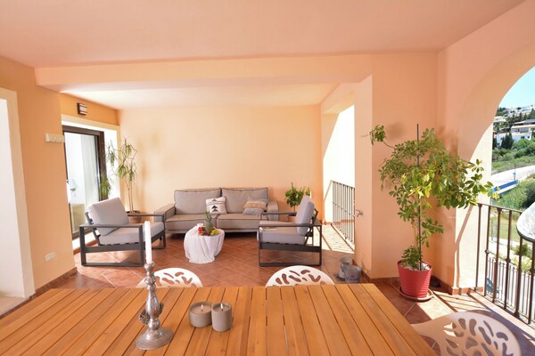 Acogedor Apartamento En Los Serenos Paisajes De Estepona, Málaga, España - Gaucín