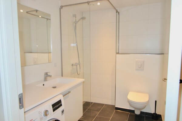 Great 1-bed W/ Balcony By Odense Harbour - Odense