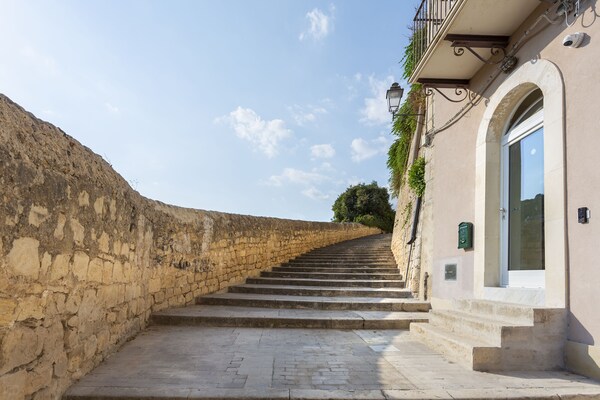 Modica Freakhouse Apartment 1st Floor - Modica