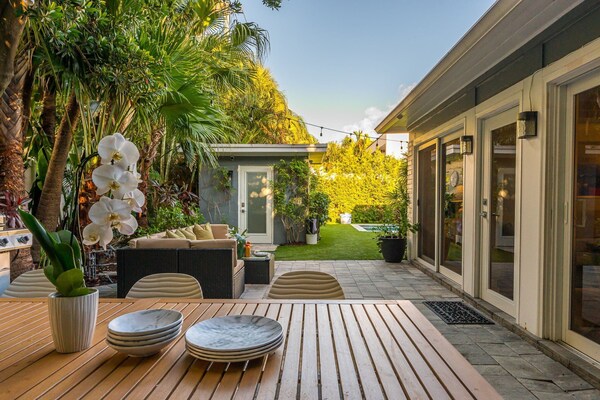 Coastal Chic | Boho Surf Hideaway W/pool In Wpb - Palm Beach, FL