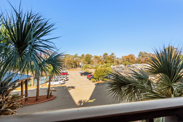 B255 At The Myrtle Beach Resort: Cozy Coastal Escape - Surfside Beach, SC