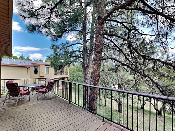 Alto Paradise | Serene Views, Large Deck - Ruidoso, NM