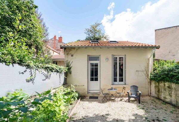 Vrbo Property - Vichy