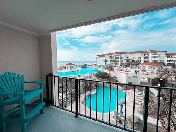 Villa Capriani 2 Bed/2 Bath Condo In Villa Capriani - Topsail Island, NC