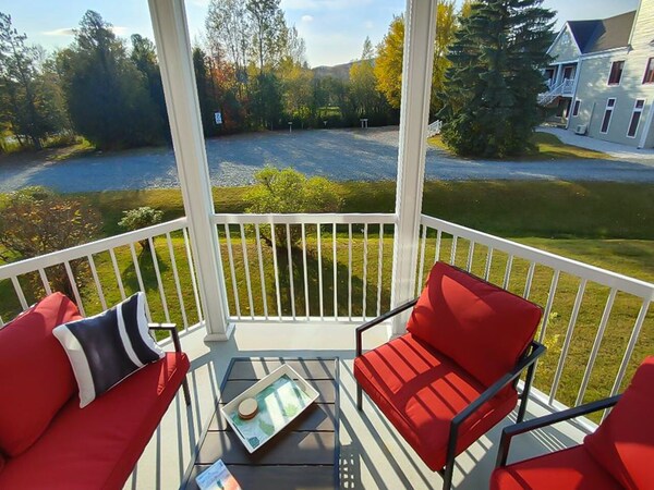 Chalet Aventure Orford - Cozy Condo In Beautiful Orford - Wifi, Ac, Fireplace - Orford, QC