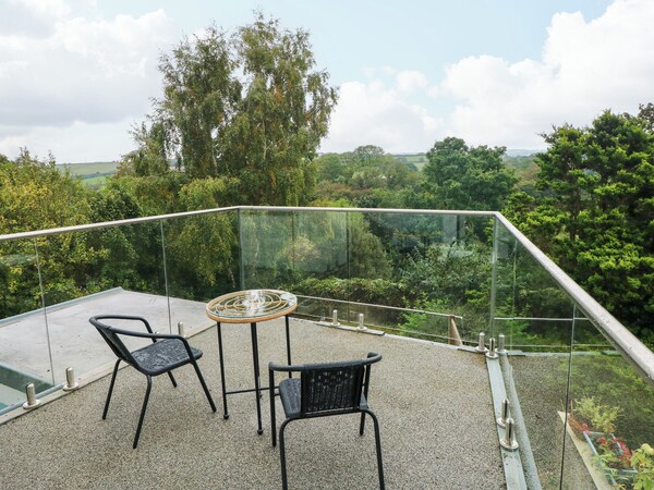 Rushfield, Pet Friendly, With Open Fire In St Dogmaels - Cardigan