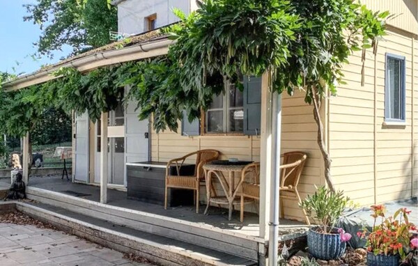 Gorgeous Home In Saint-chamassy - Limeuil