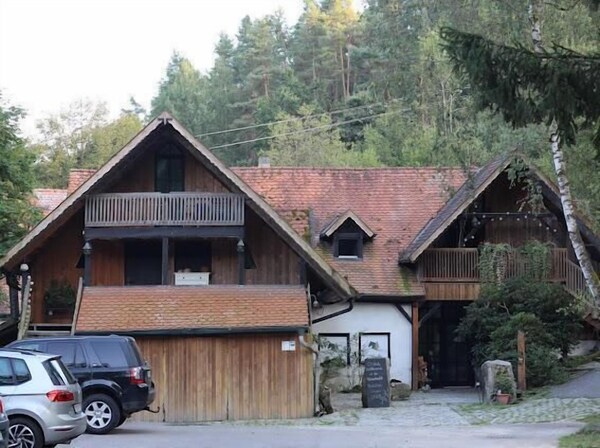 Cozy Vacation Apartment For 4 People - Neunburg vorm Wald