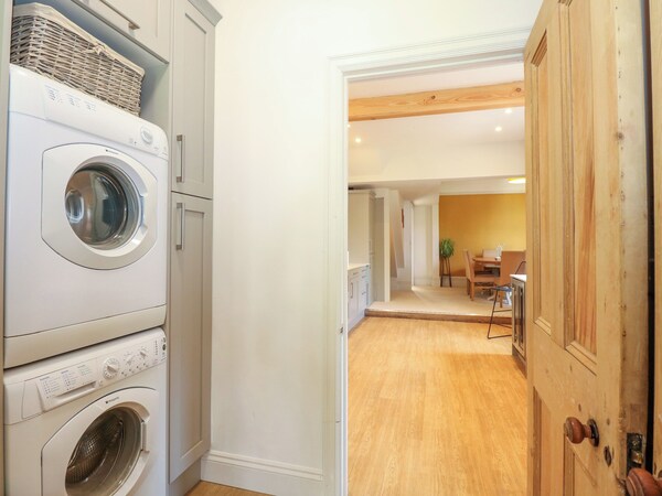 Greylag, Pet Friendly, Character Holiday Cottage In Hunstanton - Hunstanton