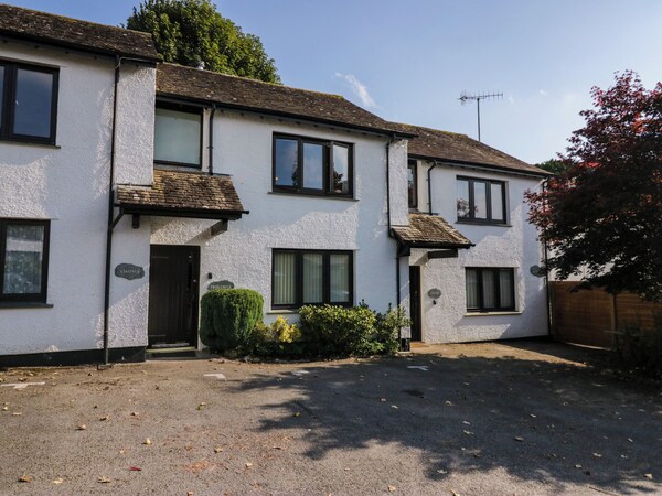 Buttermere, Romantic In Ambleside - Hawkshead