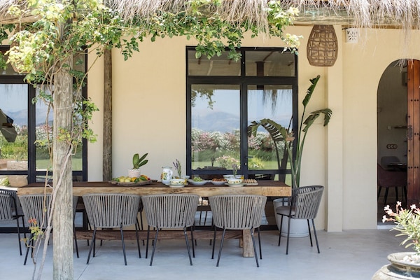Splendid Mallorca Villa | Villa Draco | 4 Bedrooms | Spacious Furnished Sun Terrace | Private. - Sa Pobla