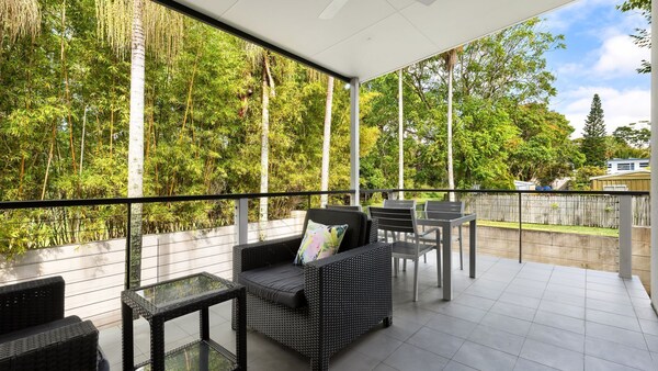 Lane By The Bay - Centrally Located  2 Bed Modern Townhouse - Byron Bay