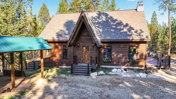 Siyi'ku Lodge | Custom Luxury | Starlight Theatre - Garden Valley, ID