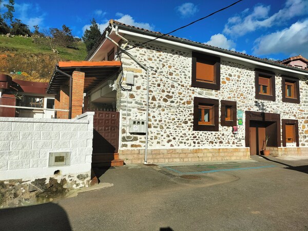 Maison De Surfeur, Architecture Durable. - Castrillón