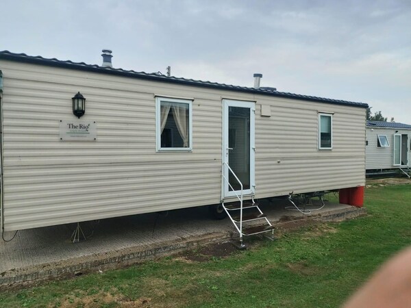 Dog Friendly 6 Berth Caravan At St Osyth Beach Holiday Park In Essex Ref 28041g - Inghilterra