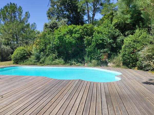 La Maison De Bujan, In The Heart Of The Vineyards With Swimming Pool And Exceptional Panorama - Blaye