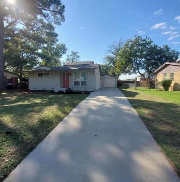 Superhost/spacious Titun Enclave Rodeo < 1mile. Baby Crib,. Improved. 12 Ppl\n\n - Mesquite, TX