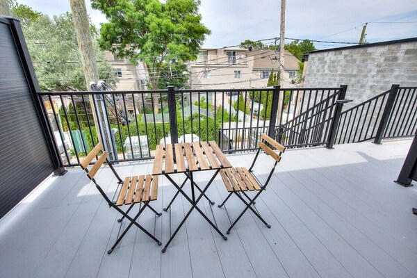 Everything You Need - Montreal's Cozy 1br Getaway - Varennes