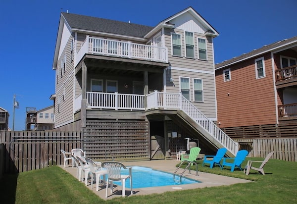 Beach Bound & Down - Private Heated Pool And Close To Beach! - Nags Head