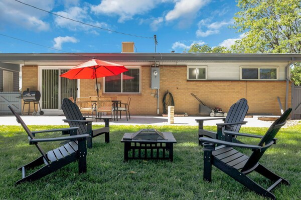 Charming 3bd - Bbq, Backyard - 1 Mile To Olde Town - Arvada, CO