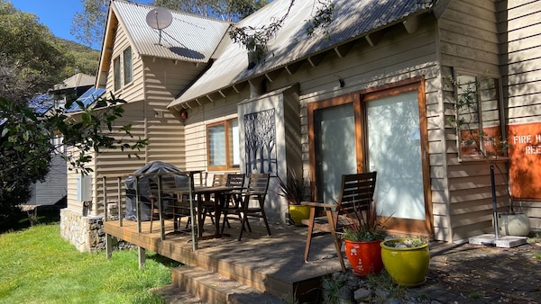 Bollygums - Nestled In Wooded Area Of Thredbo - Thredbo