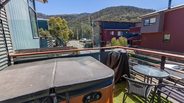 Powder 2b - Luxury With A Hot Tub - Thredbo