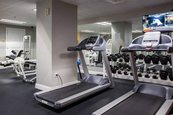 Central Quarter Condo: 1br Delight - Metairie, LA