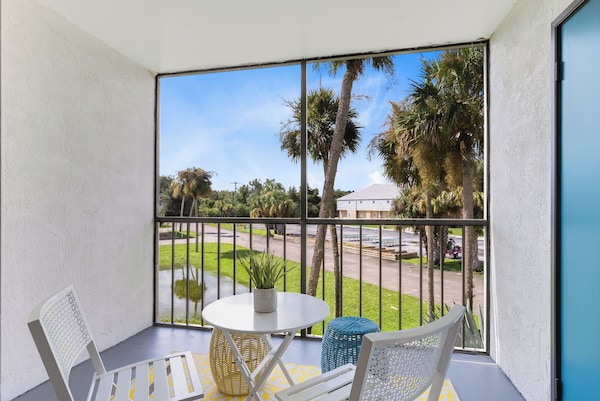 *Amalfi Allure* *Nasa*pool, Gym, Bbq, Arcade, Games - Titusville, FL