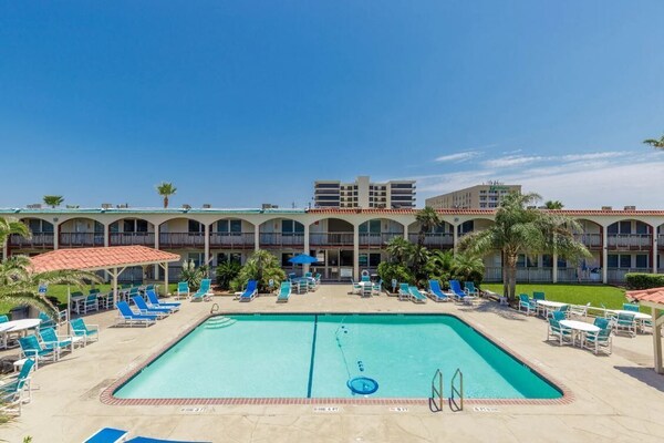 Beach Access Across The Street, Shared Heated Pool - 코퍼스크리스티