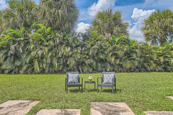 Palm View Terrace - Unwind On A Private Terrace In A Gated Community - West Palm Beach, FL