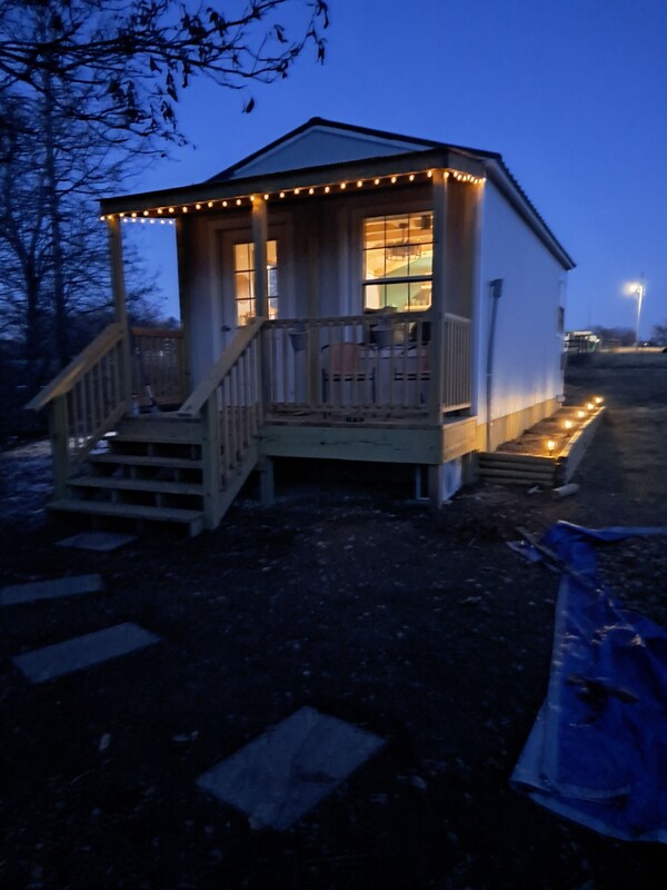 Cozy Cabin For 2 With Hot Tub - Disney, OK