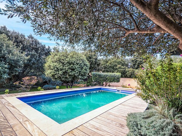 Vrijstaand Vakantiehuis Met Privé Zwembad, Wifi, Airco, Tv, Patio, Parking, Huisdieren Toegestaan - Vers-Pont-du-Gard