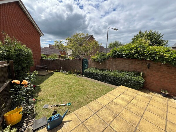 Swaffham 3 Bed House In Quiet Location Private Enclosed Rear Garden - Swaffham