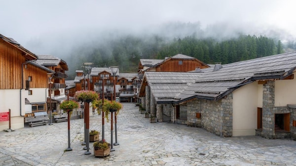 Centre Station, 1er éTage, Piscine, Sauna, Balcon, Télévision, Casier à Ski, 34m², Les Orres - Les Orres
