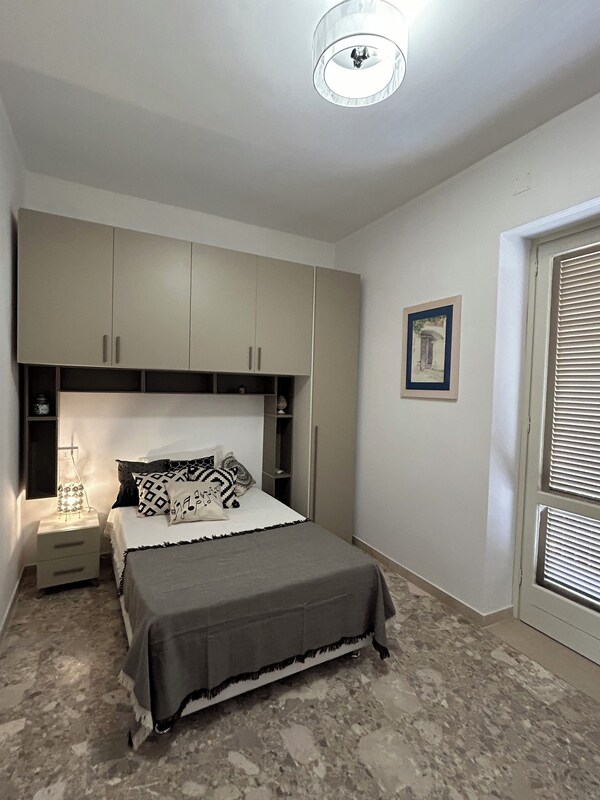 Urban Style Meets Cozy Comfort - Lamezia Terme