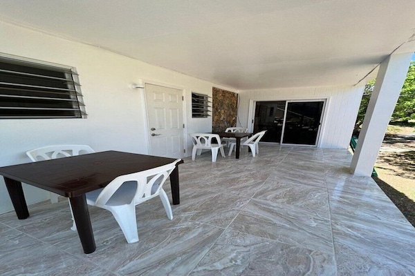New Remodeled Modern 1 Bedroom, Ac, Generator, Wifi - Saint Thomas