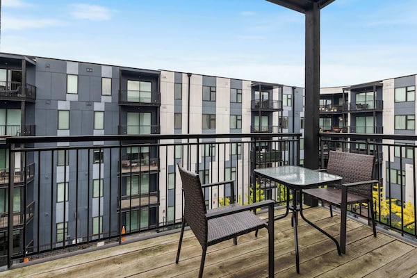 Stunning Nulu 1br Cozysuites 09 - New Albany, IN