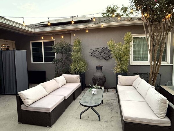 Burbank Bliss Summary - Burbank, CA