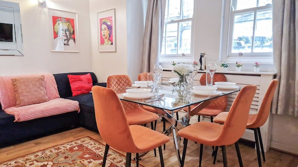 Detached House With Free Wi-fi & Parking In Little Venice Near Paddington\n - Fulham
